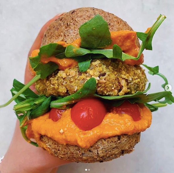 Recipe: Crispy Spiced Chickpea Burgers (Vegan) – Unbun Foods